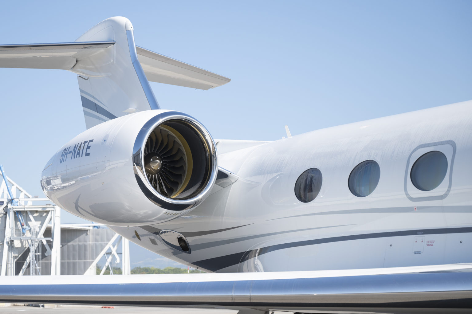 Gulfstream 500 - 9H-NATE - SPARFELL